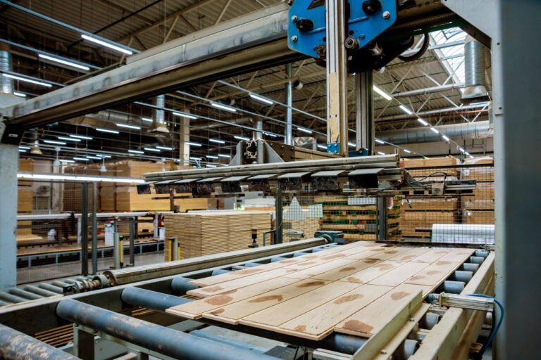 Rip Saw Machines | Industrial & Custom Solutions | Mereen-Johnson